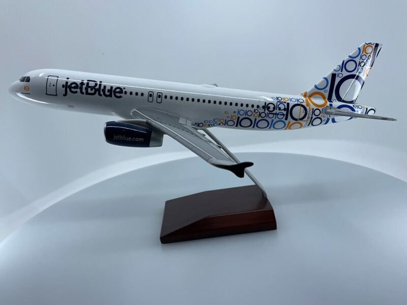 Custom Aircraft Models Gallery of commercial and corporate...........